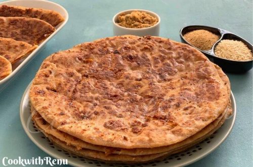 Gul Poli | Tilgul Poli | Jaggery and Sesame seeds stuffed Indian ...