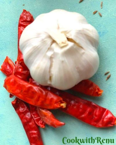 Vellulli Karam podi (Spicy Garlic & Red Chilly Powder) - Cook With Renu