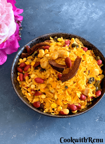 Roasted Poha Chivda (Flattened Rice Trail Mix) - Cook With Renu