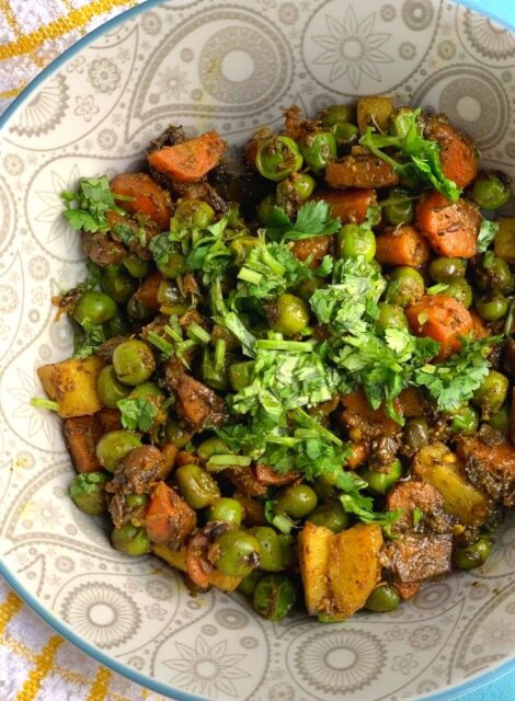 Gajar Aloo Matar Sabji (No Onion No Garlic) - Cook With Renu