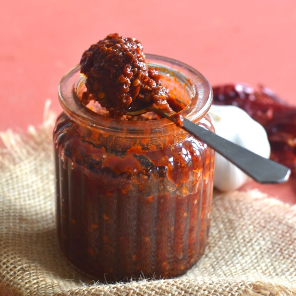 Indo Chinese Style Schezwan Chutney - Cook With Renu