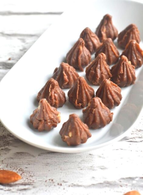 Easy Milk Powder Chocolate Ladoo - Cook With Renu