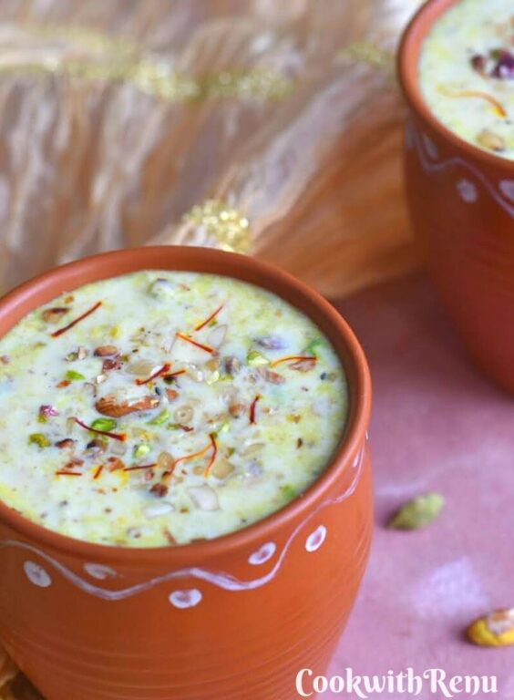 Masala Doodh (Spiced Milk with Nuts) - Cook With Renu