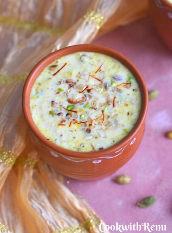 Masala Doodh (Spiced Milk with Nuts) - Cook With Renu