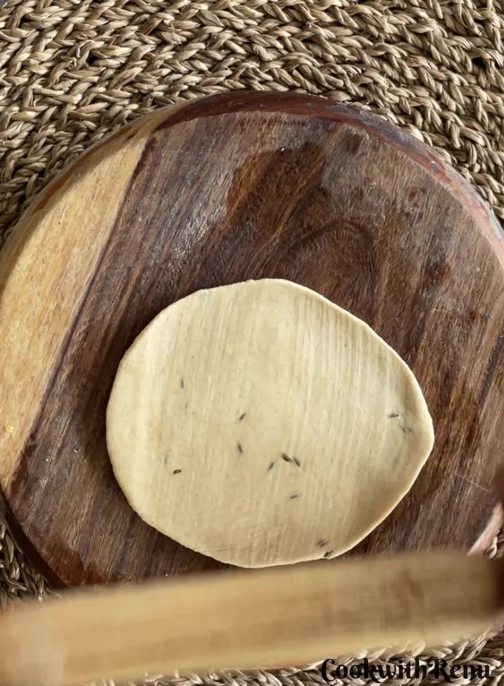 Poori (How to make crispy fluffy puri?) - Cook With Renu