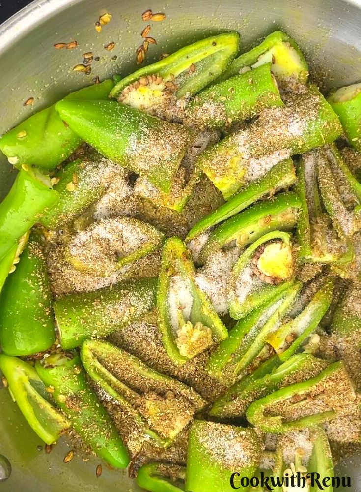 Hari Mirchi ke Tipore | Instant Green Chili pickle - Cook With Renu