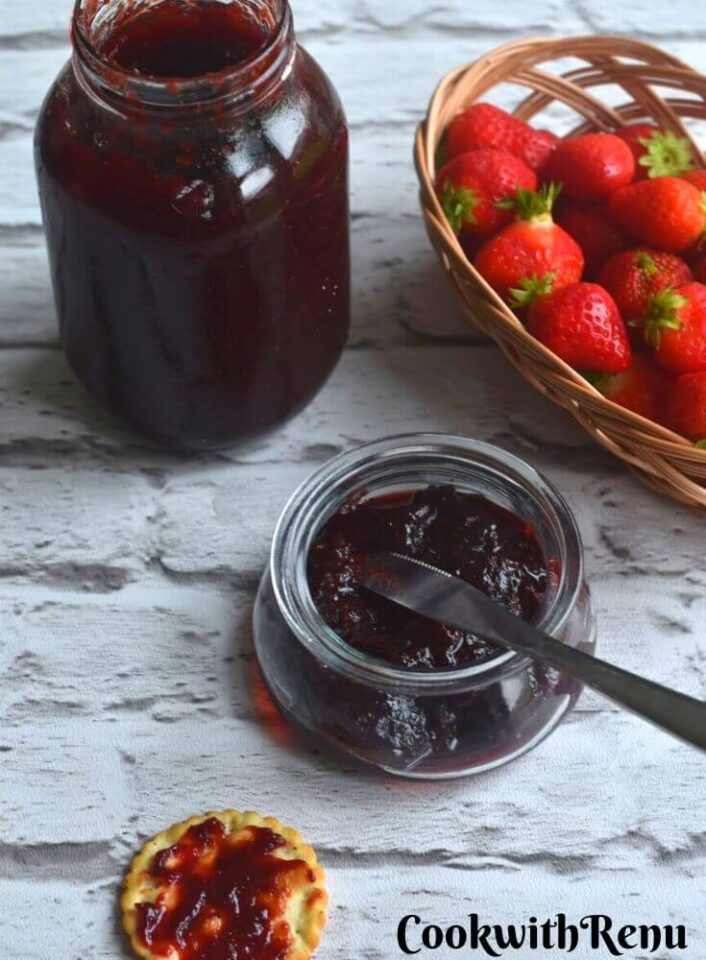 Instant Pot Berry Jam - Cook With Renu